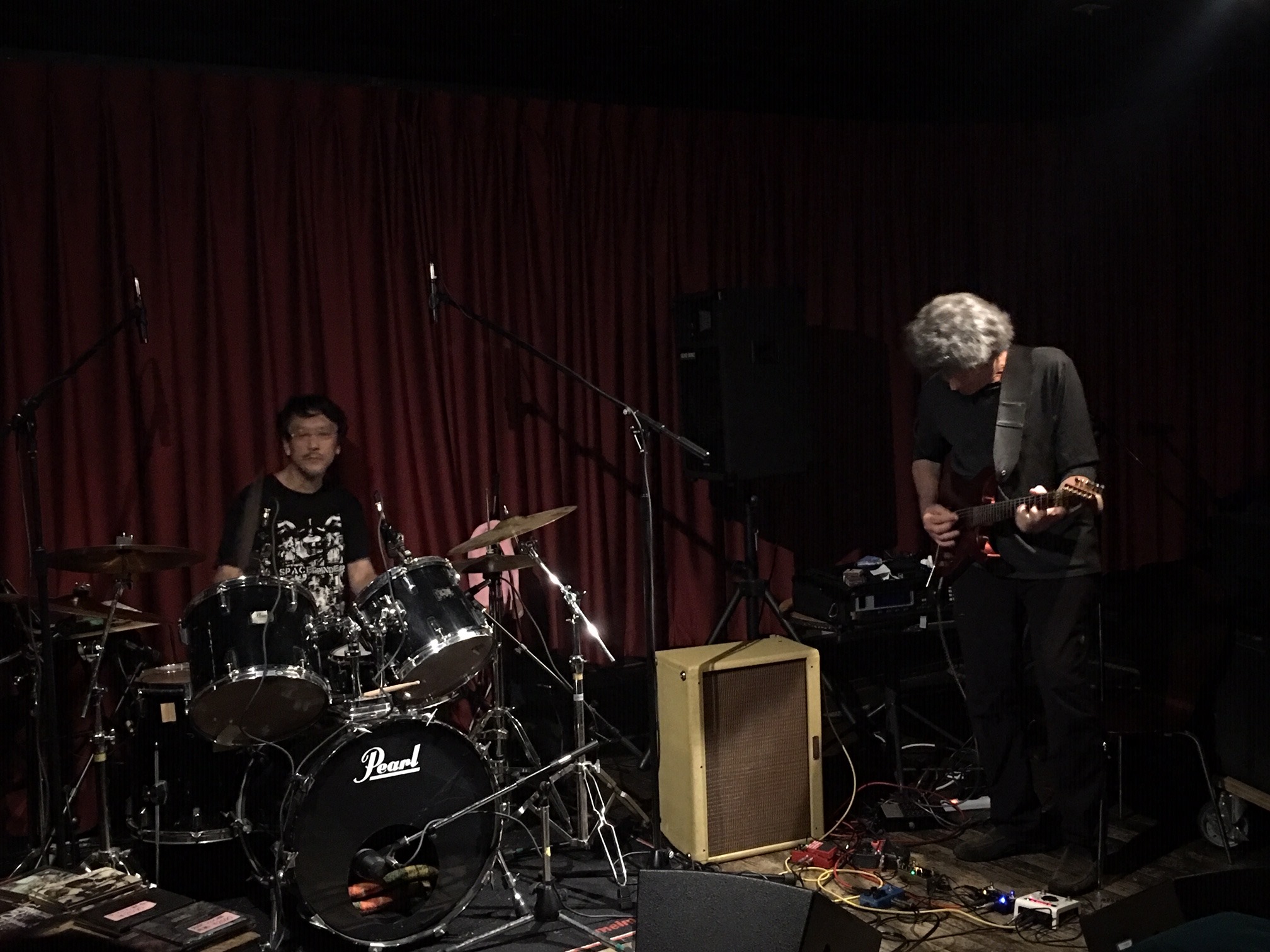 YOSHIDA TATSUYA (RUINS) & RICHARD PINHAS (HELDON) – Julie Tippex